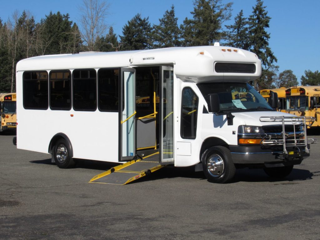 2014 Chevrolet Arboc Spirit of Mobility 17+2 ADA Shuttle Bus - S27456 ...