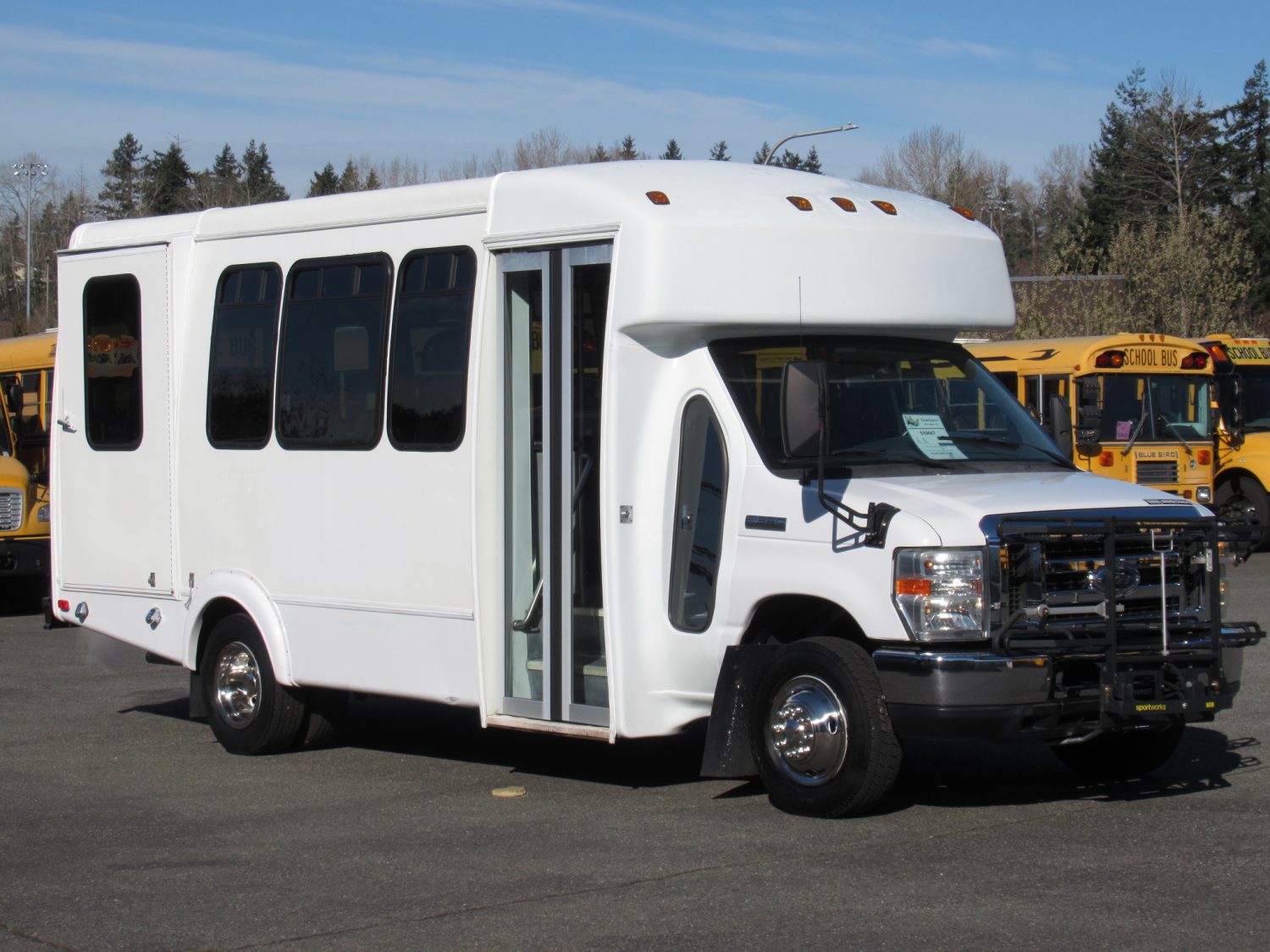Shuttle Buses | Northwest Bus Sales, Inc