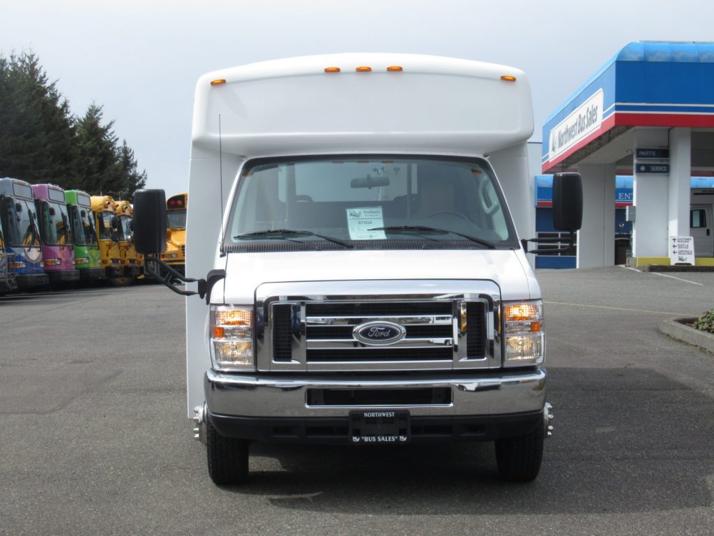 2014 Ford Champion Challenger 12 Passenger + 2 Wheelchair Shuttle Bus ...