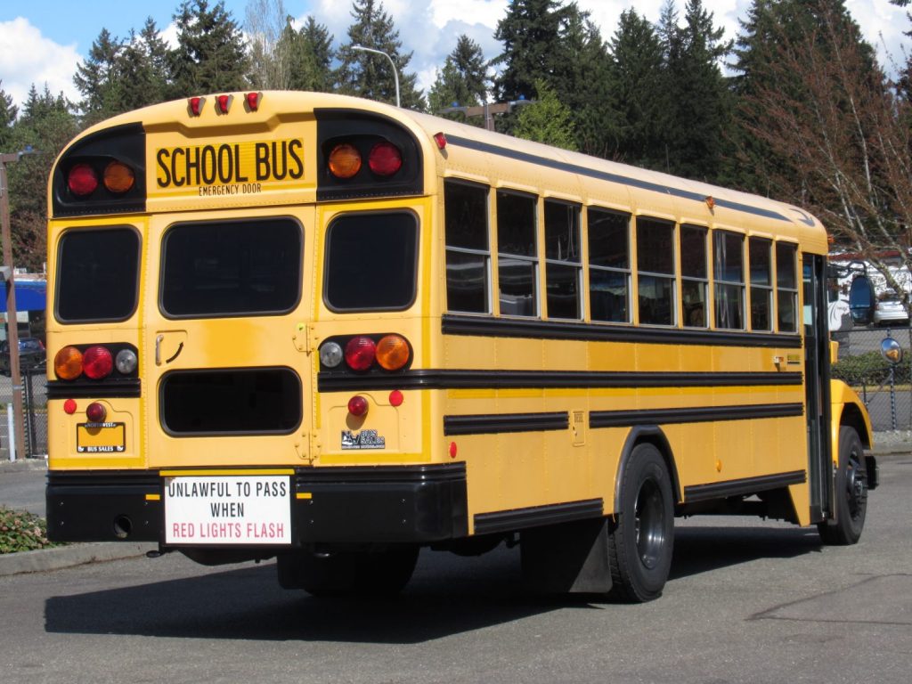 2006 Bluebird Vision 53 Passenger Short School Bus - B37832 | Northwest ...