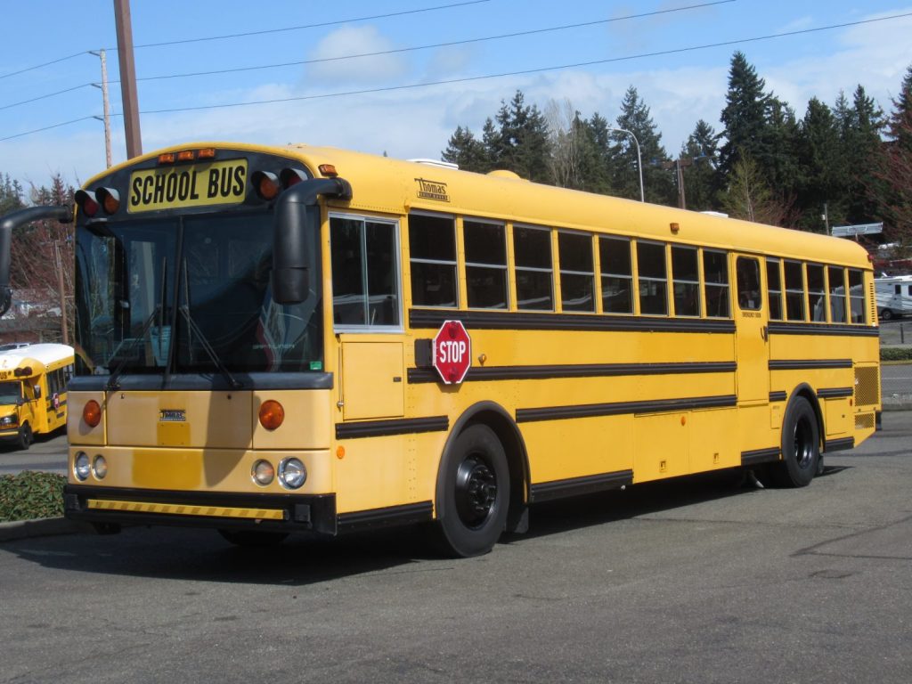 2004 Thomas HDX 78 Passenger School Bus - B32585 | Northwest Bus Sales, Inc