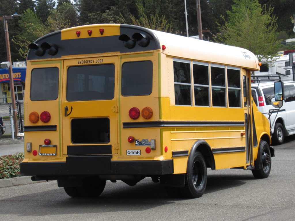 2002 Chevrolet Mid Bus Type-A 21 Passenger School Bus - B43439 ...