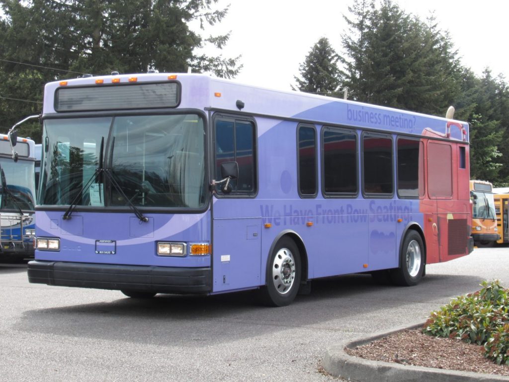 2005 Gillig Low Floor 23 Passenger ADA Transit Bus - T91098 | Northwest ...