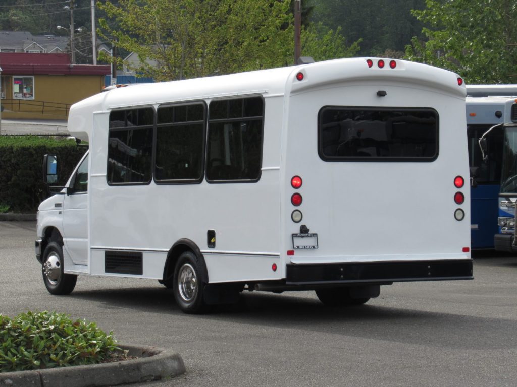 2016 Ford Champion Challenger 10 Passenger + 2 Wheelchair ADA Shuttle ...