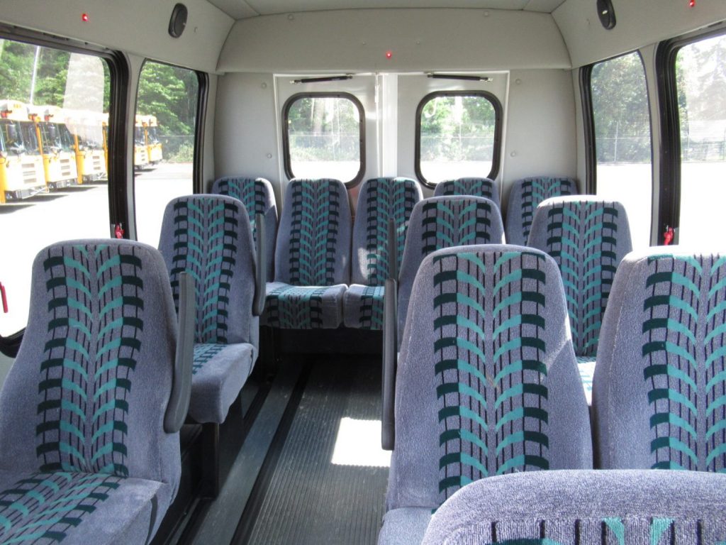 2016 Ford Turtle Top Van Terra 14 Passenger Shuttle Bus - S19168 ...