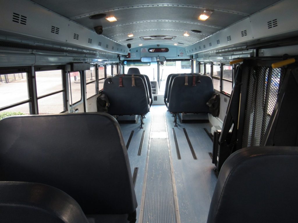 2006 Thomas HDX 32 Passenger School Bus - B60723 | Northwest Bus Sales, Inc