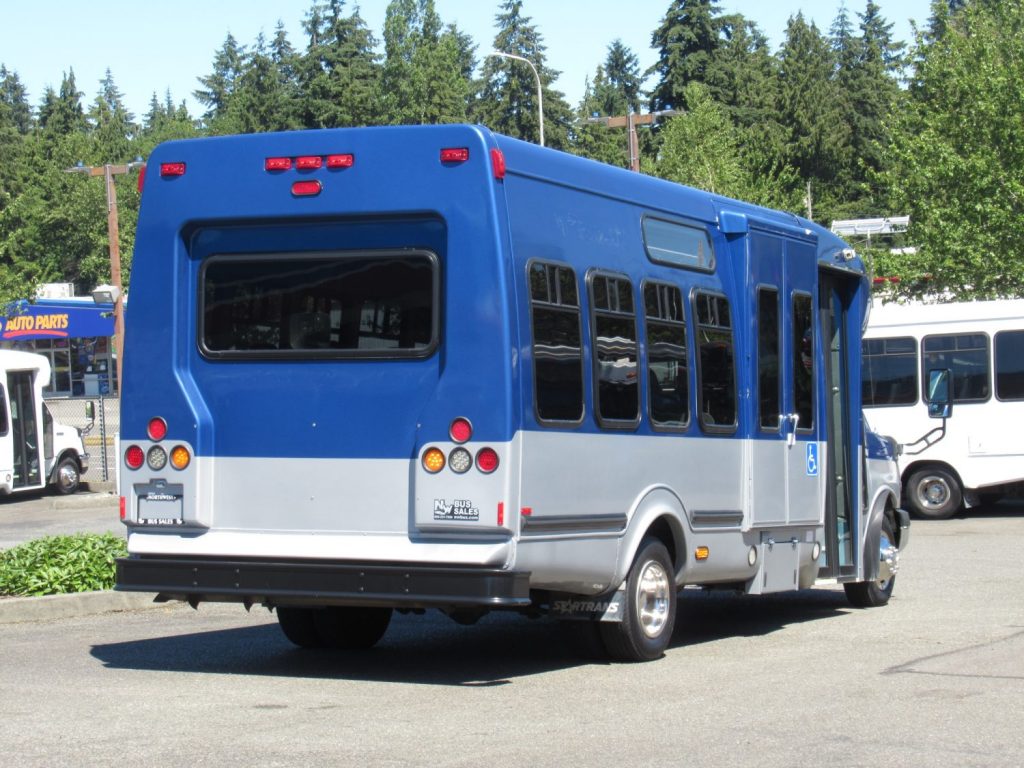 2011 Chevrolet StarTrans 19 Passenger ADA Shuttle Bus - S67579 ...