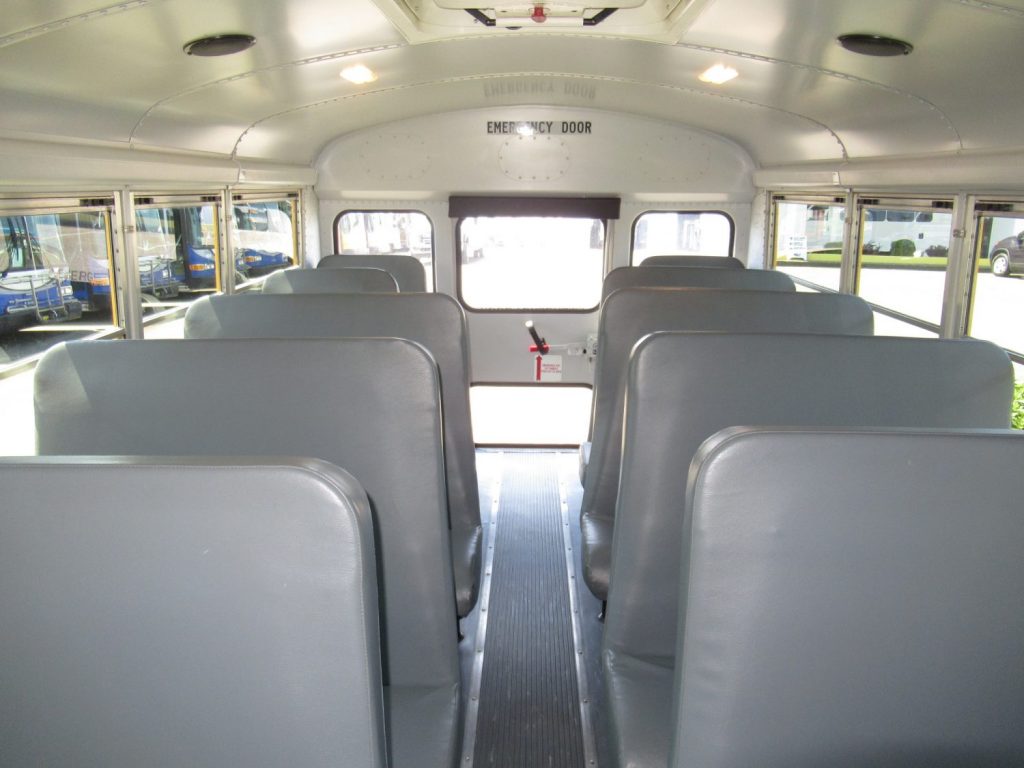 2010 Chevrolet Thomas 4x4 26 Passenger 4 Wheel Drive School Bus ...