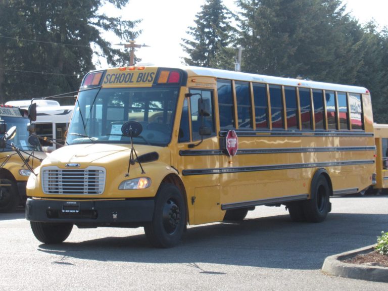 2010 Thomas Saf-T-Liner C2 71 Passenger School Bus - BK9588 | Northwest ...