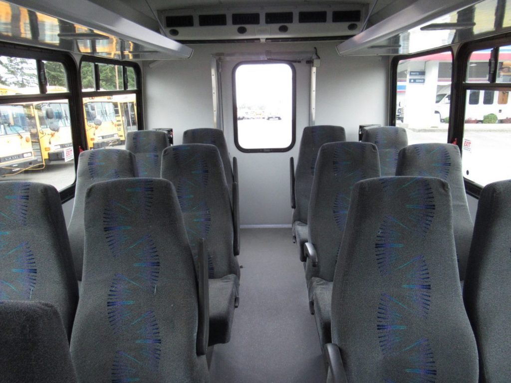 2012 Ford F-550 Glaval Entourage 32 Passenger Shuttle Bus - S62402 ...