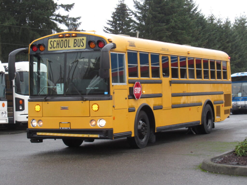 2009 Thomas HDX 72 Passenger Short School Bus - B09130 | Northwest Bus ...