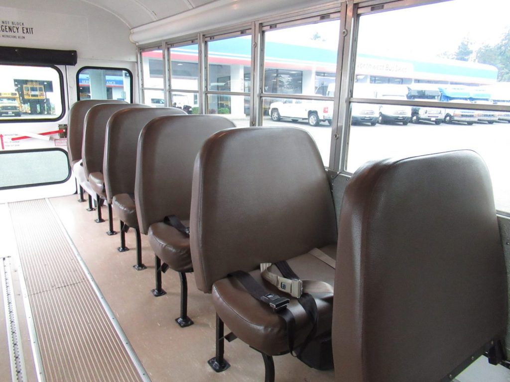 2006 Bluebird Vision 18+2 ADA Short School Bus - B31673 | Northwest Bus ...