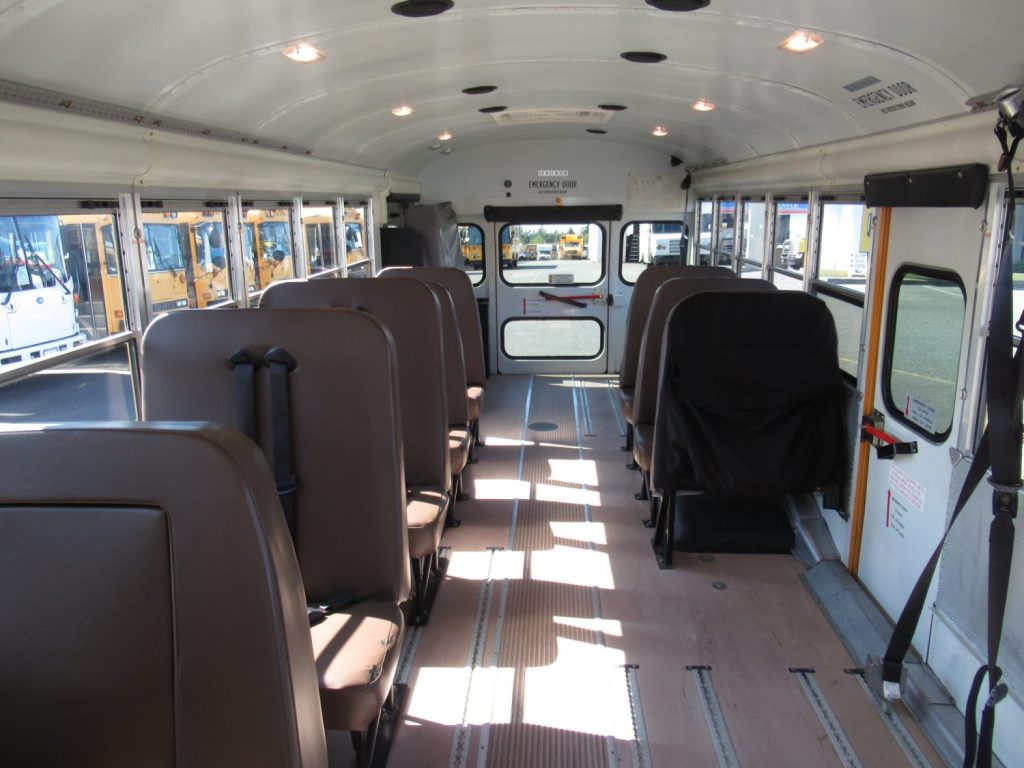2009 Blue Bird All American 18 Passenger + 2 Wheelchair Short School ...