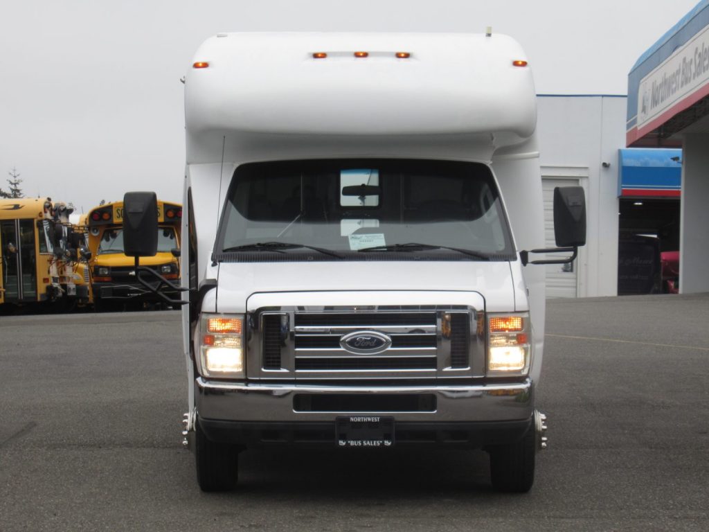 2009 Ford Startrans Senator 14 Passenger ADA Shuttle Bus - S42257 ...