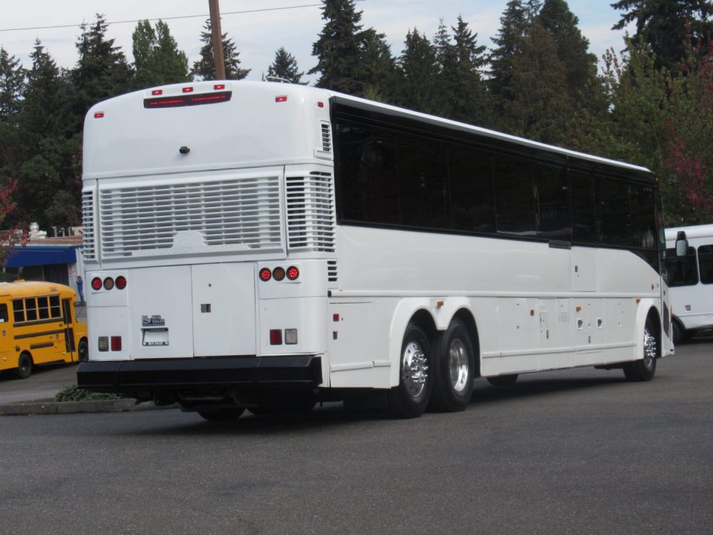 2006 MCI D4505 55 Passenger ADA Motorcoach - C56811 | Northwest Bus ...