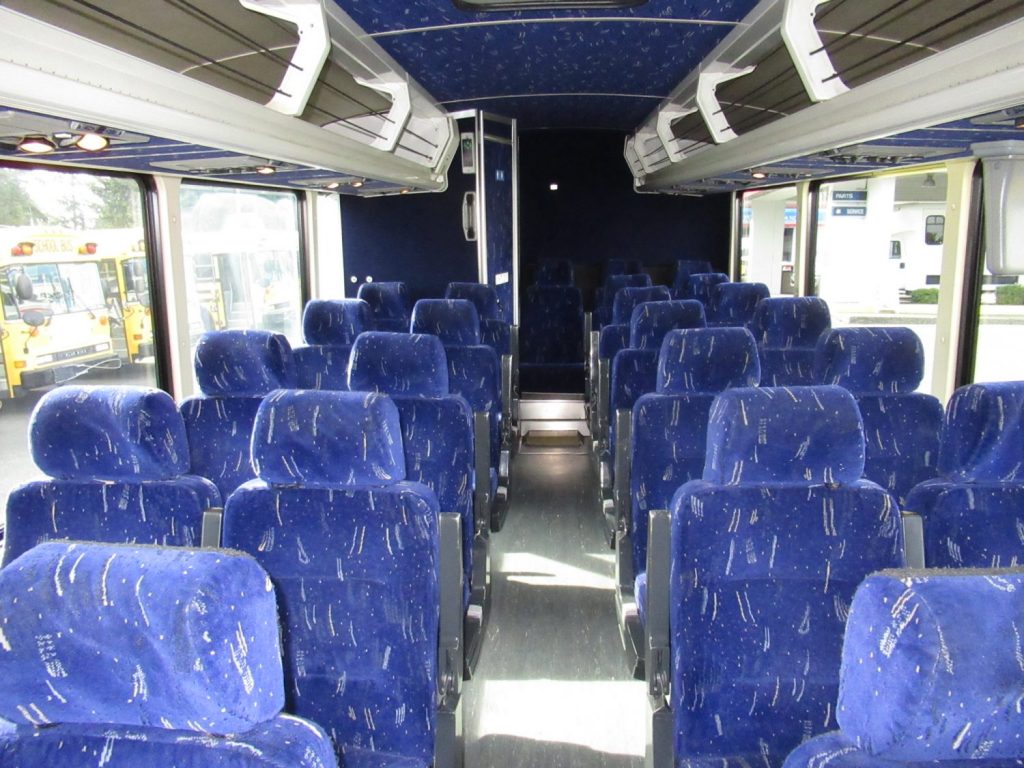 2006 MCI D4505 55 Passenger ADA Motorcoach - C56811 | Northwest Bus ...