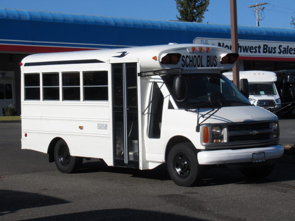 2002 Chevrolet Blue Bird Micro Bird 14 Passenger School Bus - B31433 ...