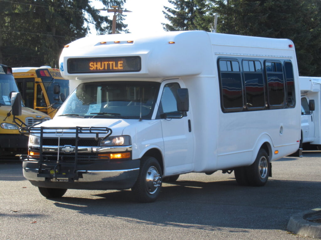 2010 Chevrolet Startrans 17 Passenger ADA Shuttle - S22100 | Northwest ...