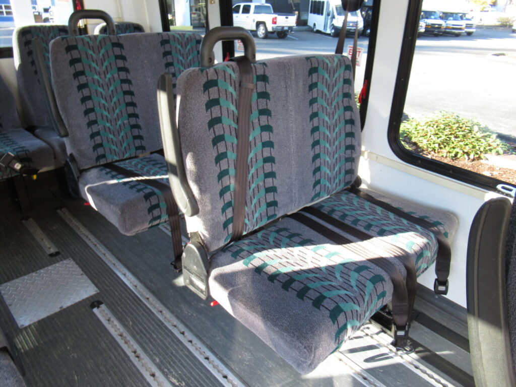 2010 Chevrolet Startrans 17 Passenger ADA Shuttle - S22100 | Northwest ...