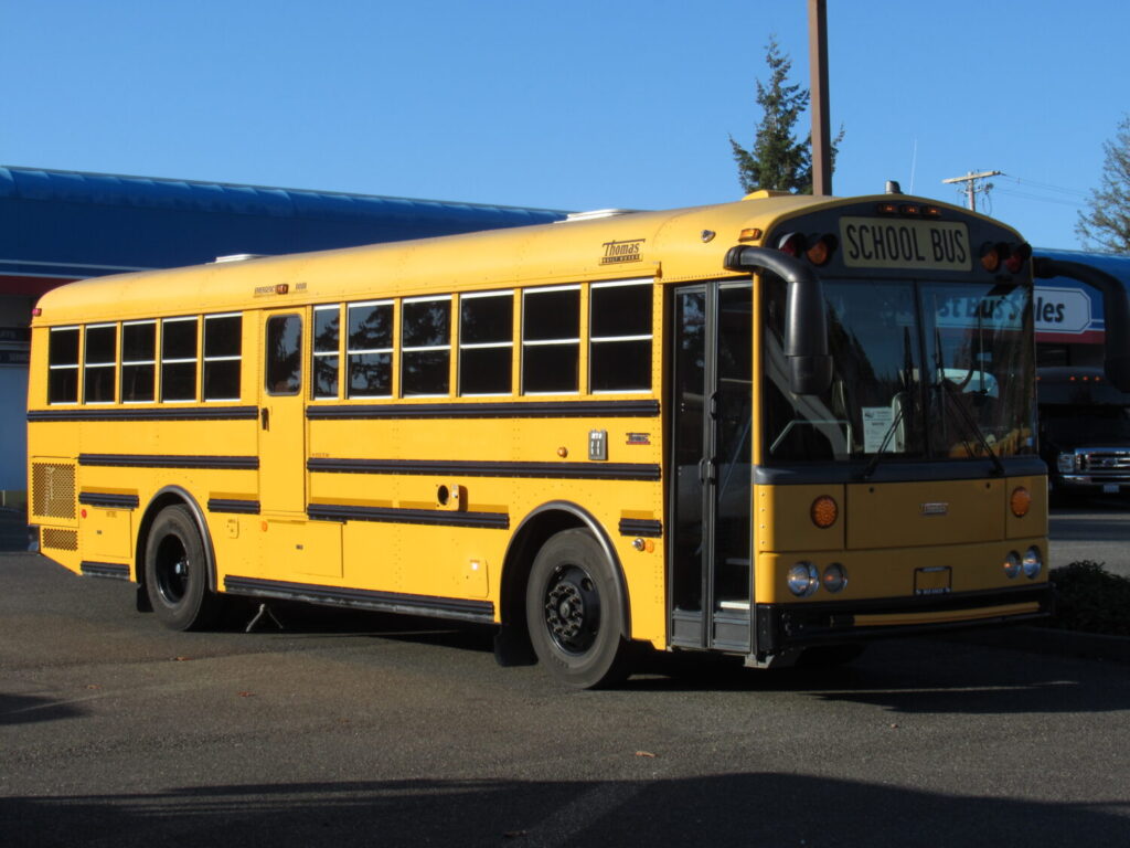 2009 Thomas HDX 72 Passenger Short School Bus - B09129 | Northwest Bus ...