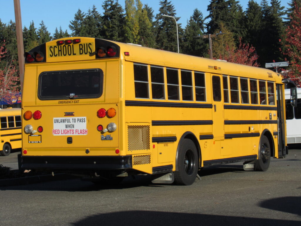 2009 Thomas HDX 72 Passenger Short School Bus - B09129 | Northwest Bus ...