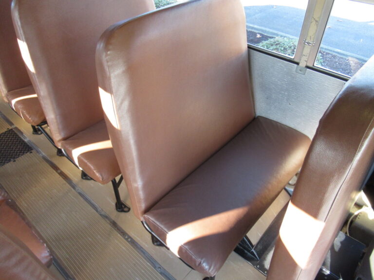 2009 Thomas HDX 72 Passenger Short School Bus - B09129 | Northwest Bus ...