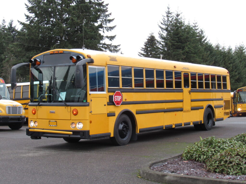 2005 Thomas HDX 78 Passenger School Bus - B56733 | Northwest Bus Sales, Inc