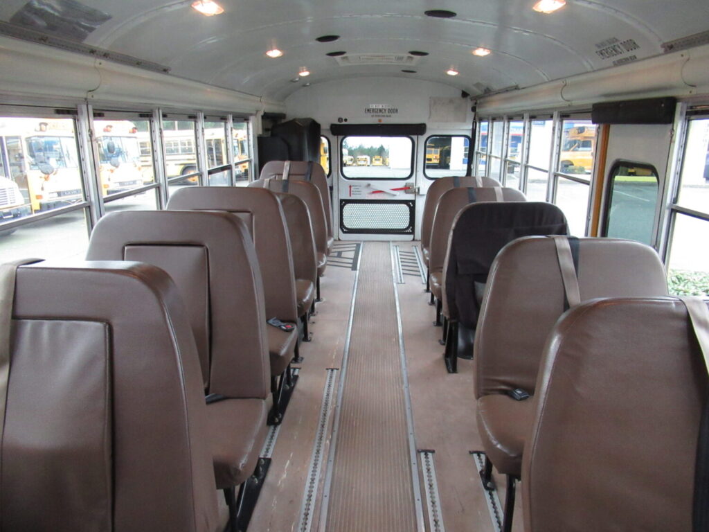 2007 Blue Bird All American 24 Passenger + 1 Wheelchair Short School ...