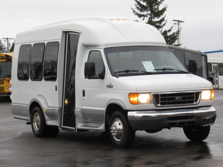 2006 Ford E-350 Turtle Top Van Terra 13 Passenger Shuttle Bus - S24248 ...