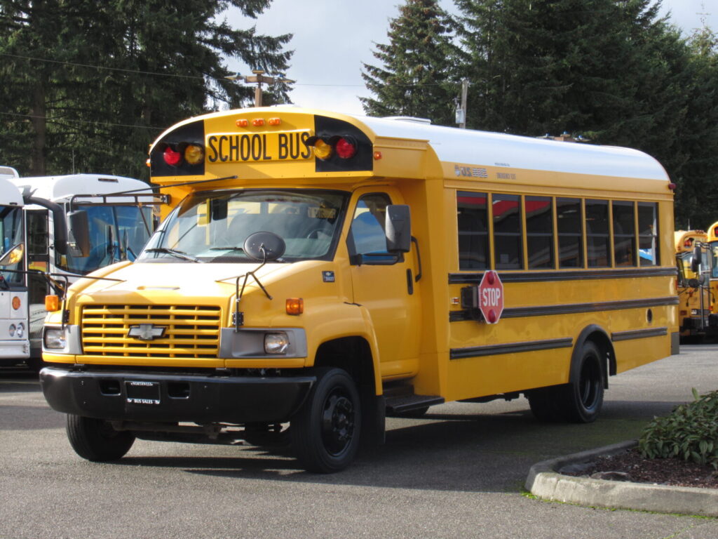 2005 Chevrolet C5500 U.S. Bus Sturdibus HD 36 Passenger School Bus ...