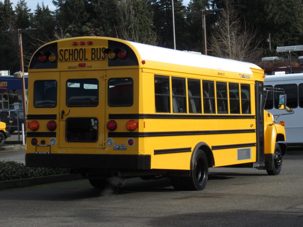 2005 Chevrolet C5500 U.S. Bus Sturdibus HD 36 Passenger School Bus ...