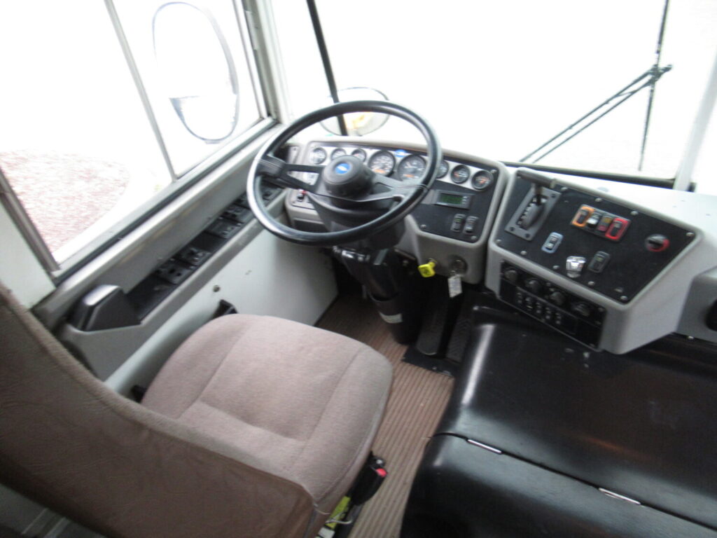 2004 Blue Bird All American 16 Passenger + 3 Wheelchair Short School ...