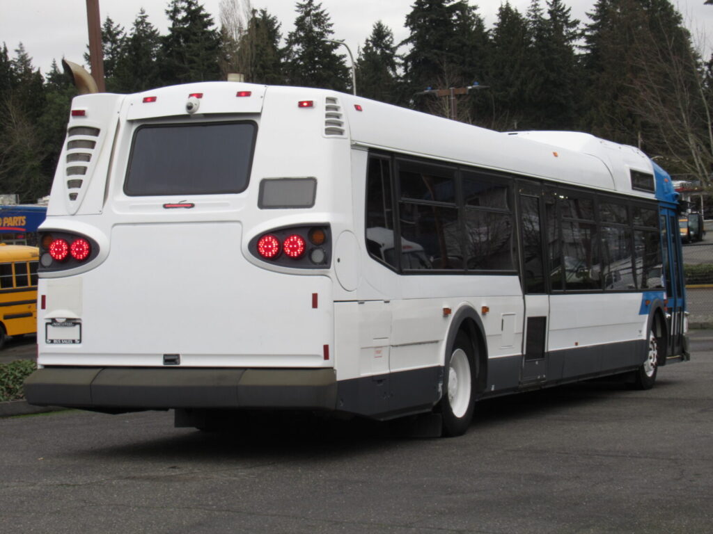 2005 New Flyer Invero D40i 37 ADA Transit Bus - T28154 | Northwest Bus ...