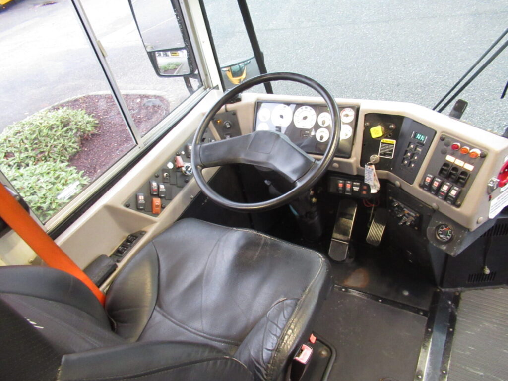 2013 International RE 81 Passenger School Bus - B22389 | Northwest Bus ...