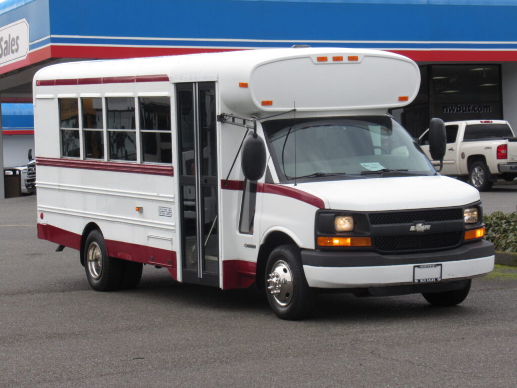 2003 Chevrolet Blue Bird Micro Bird 14 Passenger Bus - B79953 ...