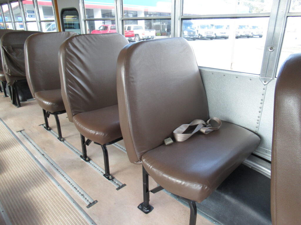 2007 Blue Bird All American 26 Passenger + 1 Wheelchair Short School ...