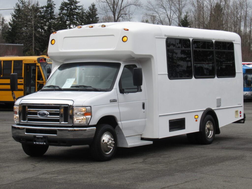 2014 Ford E-450 Champion Challenger 14 Passenger ADA Shuttle Bus ...