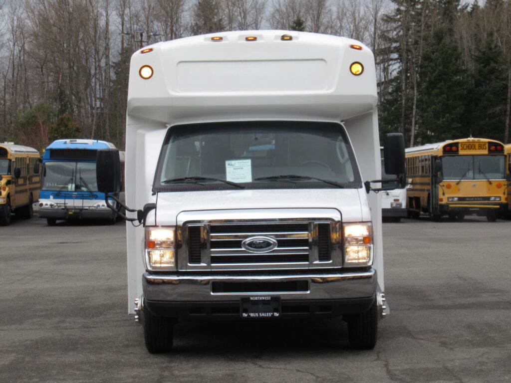 2014 Ford E-450 Champion Challenger 14 Passenger ADA Shuttle Bus ...