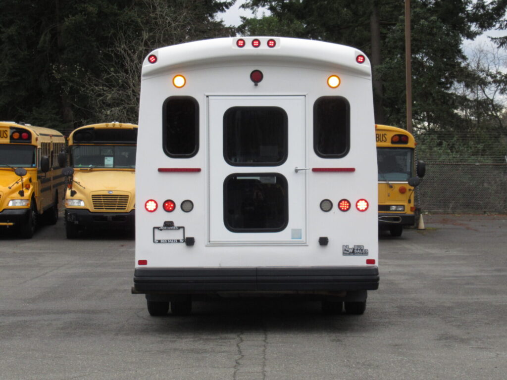 2014 Ford E-450 Champion Challenger 14 Passenger ADA Shuttle Bus ...