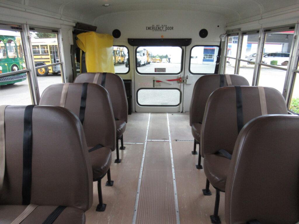 2006 Chevrolet Blue Bird Handy Bus 12+1 ADA Type-A School Bus -B15556 ...
