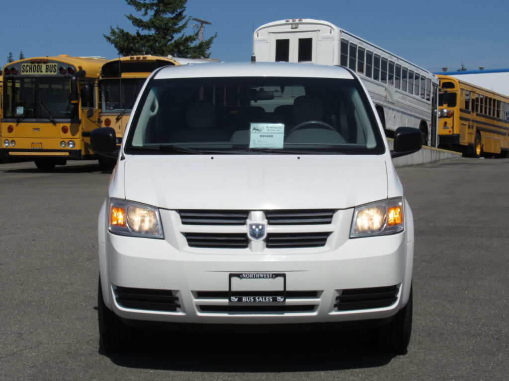 2010 Dodge Braun Entervan 4 Passenger + 1 Wheelchair ADA Van - S95488 ...