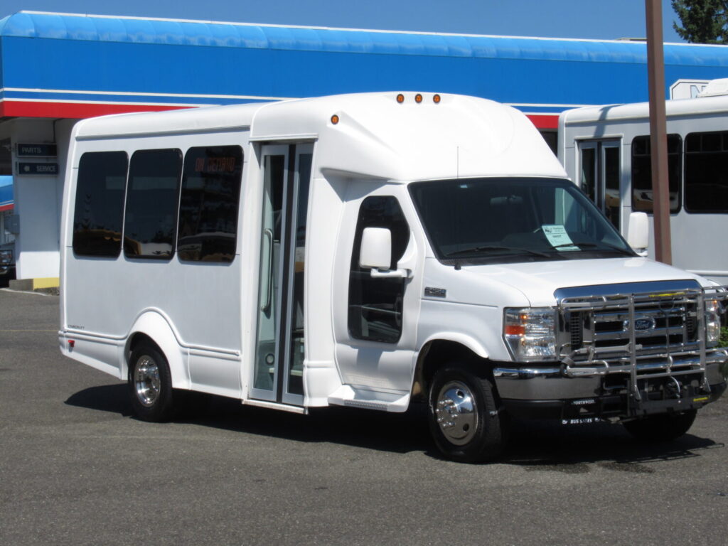 2014 Ford Starcraft Starquest 14 Passenger Shuttle Bus - S60557 ...