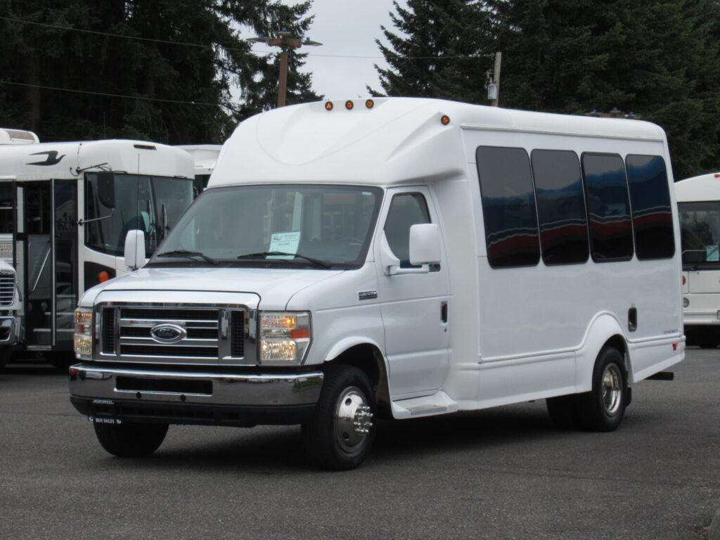 2011 Ford Starcraft Starquest 14 Passenger Shuttle Bus - S21342 ...