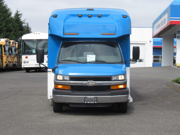 2016 Chevrolet Glaval Titan II 14 Passenger Shuttle Bus - S37982 ...