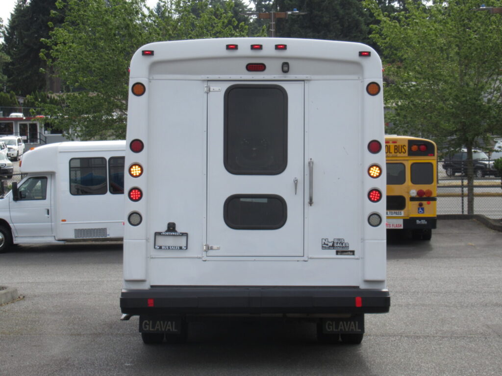 2016 Chevrolet Glaval Titan II 14 Passenger Shuttle Bus - S37982 ...