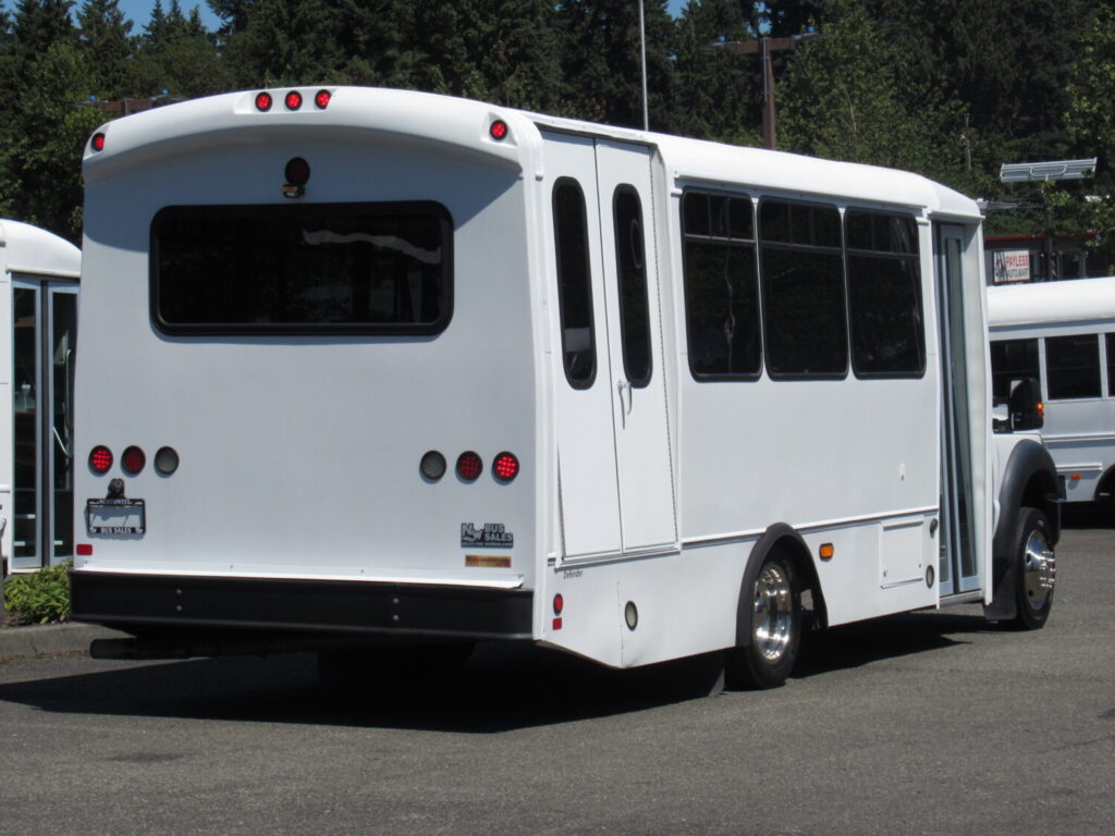 2016 Ford F-550 Champion Defender 16 Passenger ADA Shuttle Bus - S67830 ...