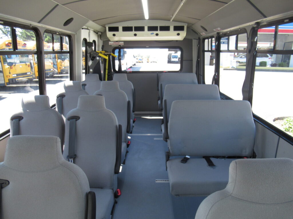 2016 Ford F-550 Champion Defender 16 Passenger ADA Shuttle Bus - S67830 ...