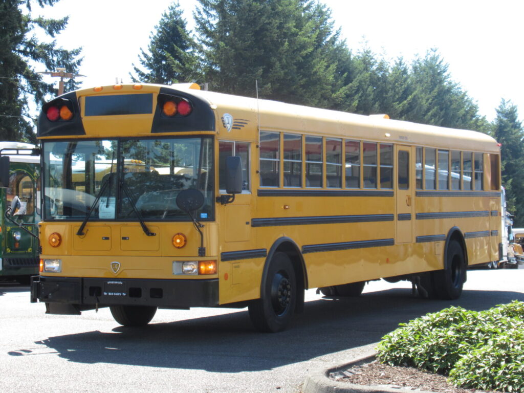2005 International RE-300 81 Passenger School Bus - B81351 | Northwest ...