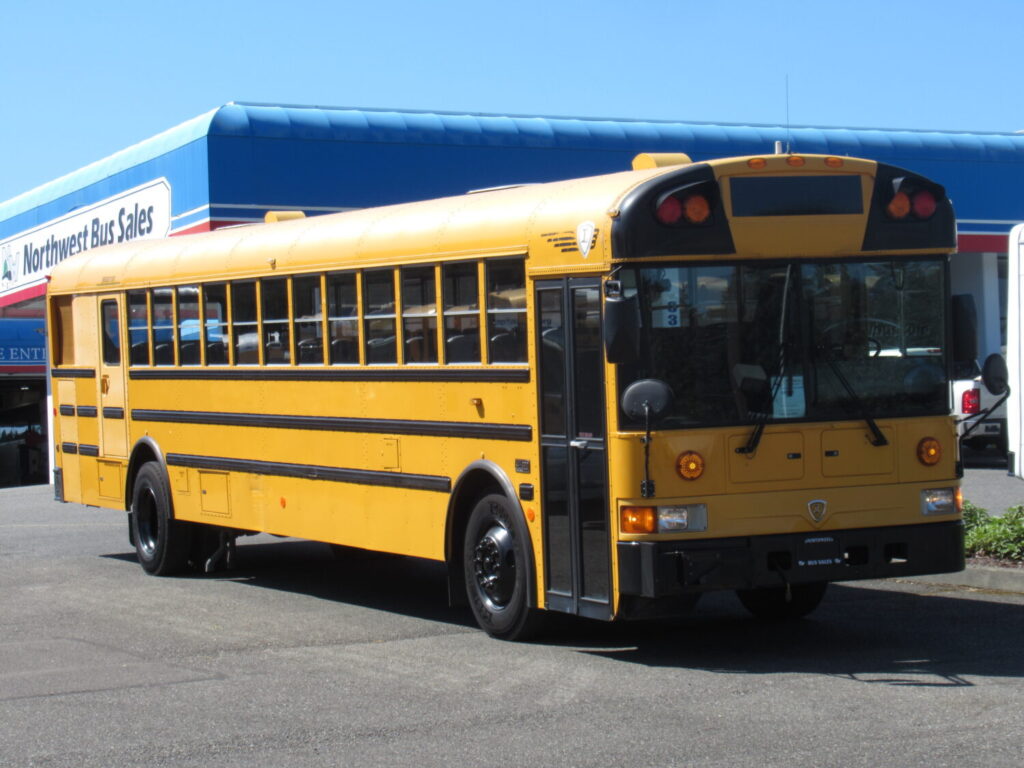 2005 International RE-300 81 Passenger School Bus - B81351 | Northwest ...