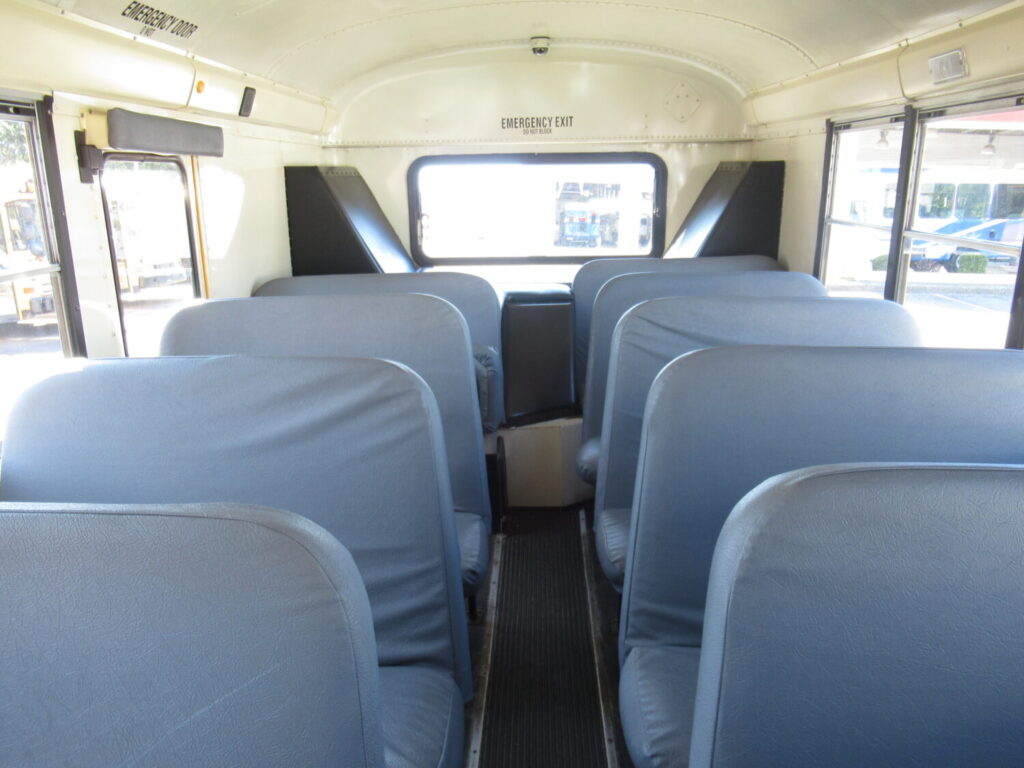 2005 International RE-300 81 Passenger School Bus - B81351 | Northwest ...
